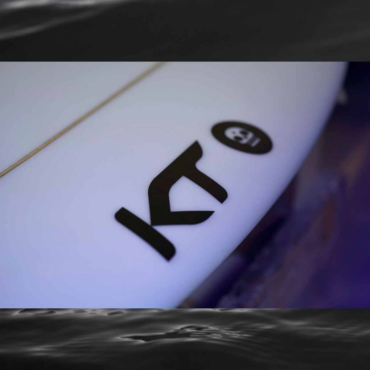 KT SURFING – blankandresin